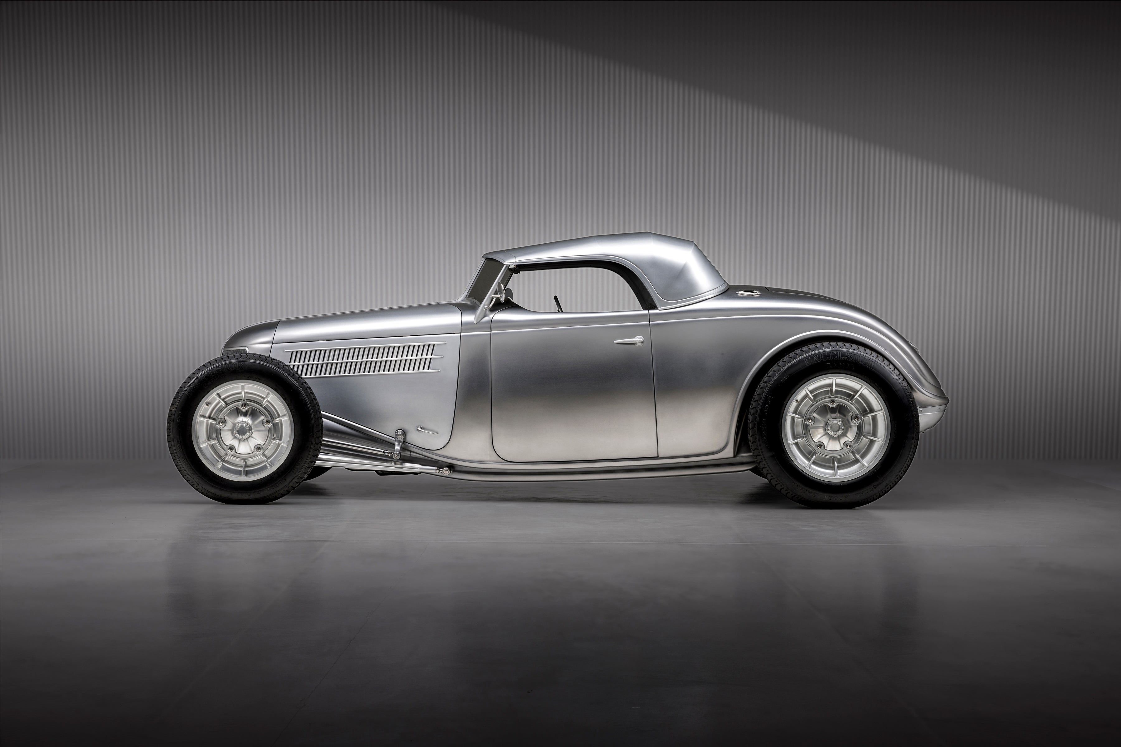 1936 Ford Bare Metal Wheel Hub Photoshoot – Rad Rides by Troy